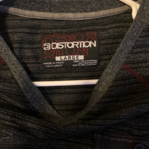 Distortion | Shirts | Distortion Tshirt | Poshmark
